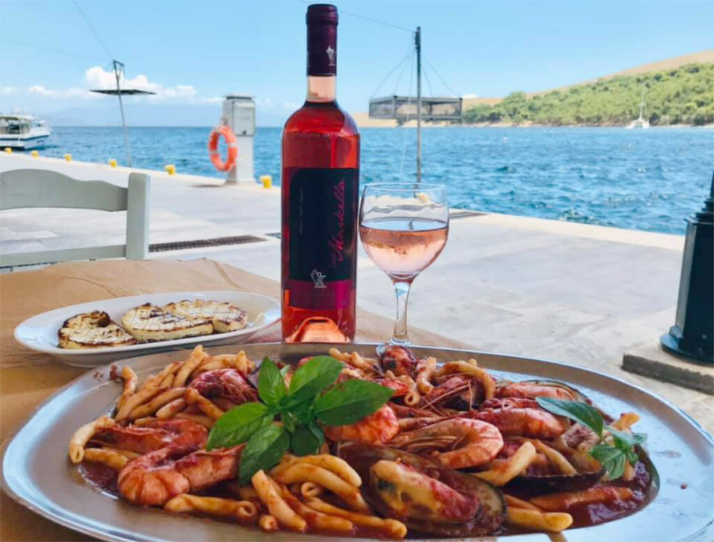 CHIOS TRAVEL GUIDE - Chios Secrets