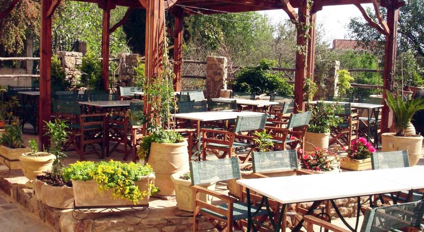 21+7 Best Restaurants in Chios Greece - Chios Secrets